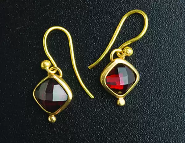 Craft In Focus - Polly Gasston Goldsmith